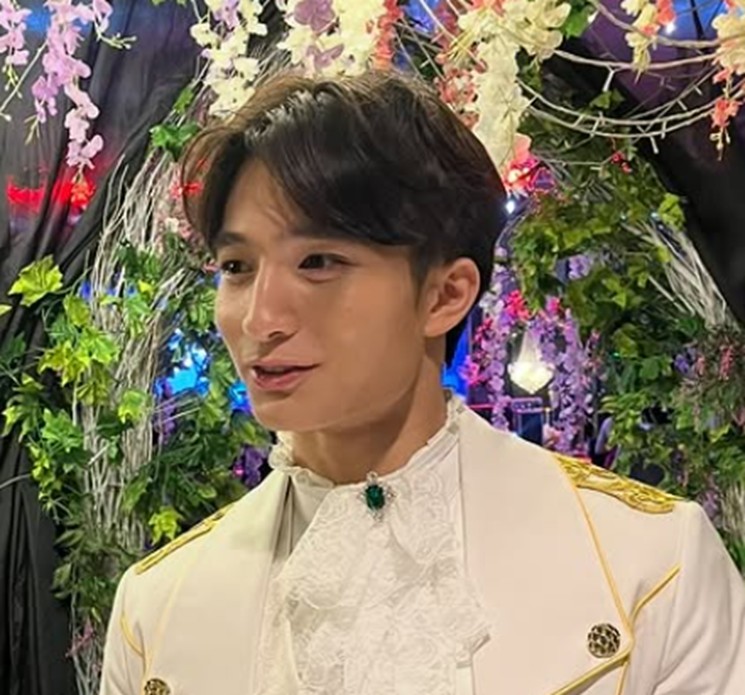 Joaquin Arce Biography - PeoPlaid Profile